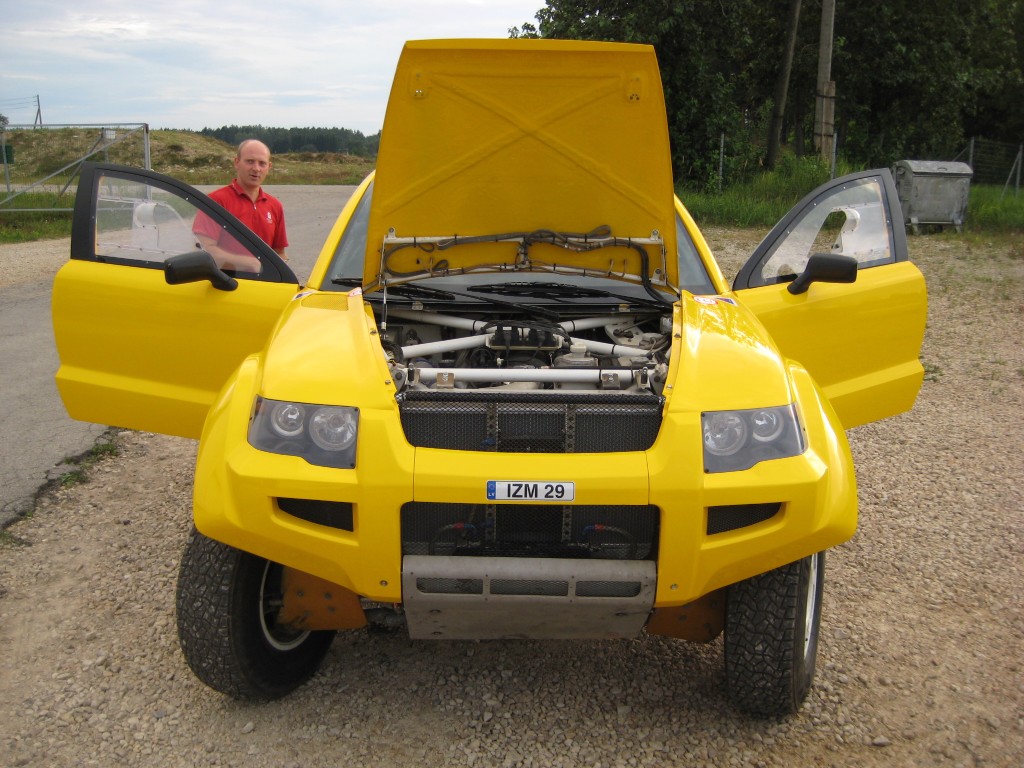 OSCar O3 and Mercedes — OSCar Off-road Race Cars — OSC
